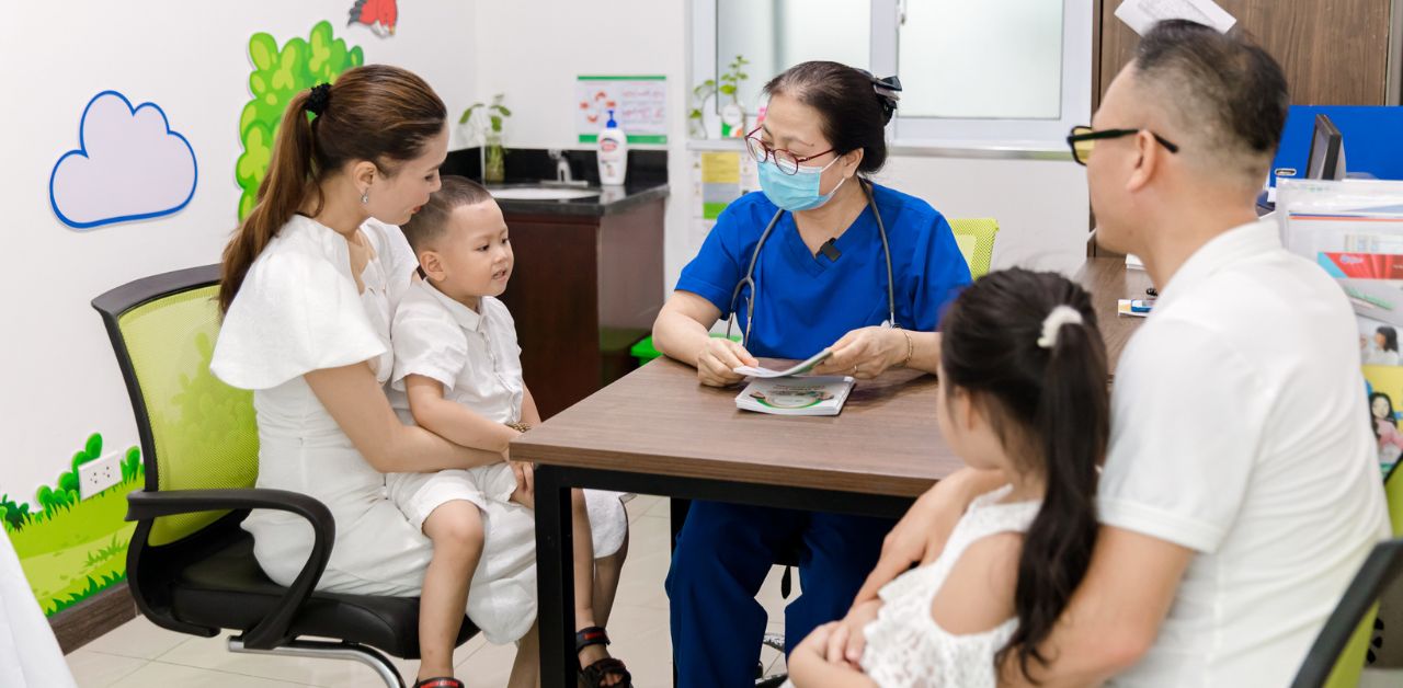 Người tiếp xúc gần với bệnh nhân lao có cần tiêm phòng lao và được điều ...