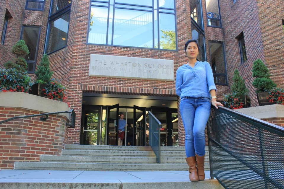 Trump có thực sự giữ kín học bạ và bằng cấp của mình tại Wharton không ...