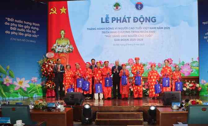 Làm thế nào để cải thiện chất lượng chăm sóc sức khỏe cho người cao ...